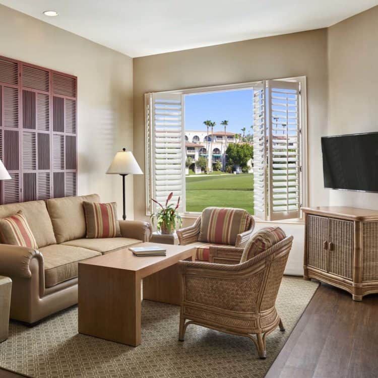 Phoenix Resort Guest Rooms & Suites | Arizona Grand Resort & Spa